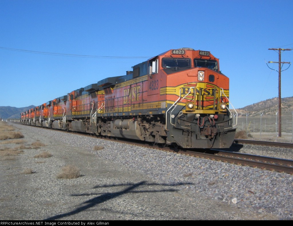 BNSF 4823 East